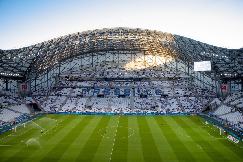 Transforming the stadium experience: How 5G is revolutionising live ...